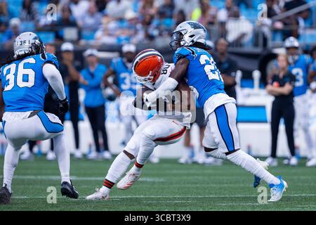Cleveland Browns wide receiver Jamari Thrash (80) runs with the ball ...