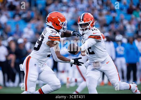Cleveland Browns running back Ahmani Marshall (39) runs the ball ...