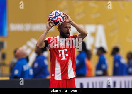 Atlanta, Georgia - July 5: Konrad Laimer of Bayern Munchen and Khvicha Kvaratskhelia of PSG ...