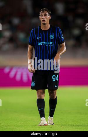 Francesco Pio Esposito of FC Internazionale in action during the Serie ...