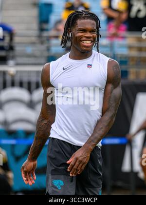 Jacksonville Jaguars' Travis Hunter warms up wearing Anthony Edwards ...