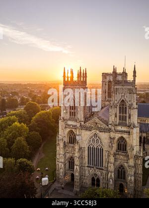 Early morning view of York Minster at sunrise, highlighting the scale ...