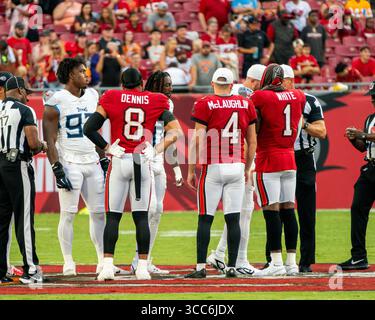 Tampa Bay Buccaneers linebacker Sirvocea Dennis (8) breaks up a pass by ...