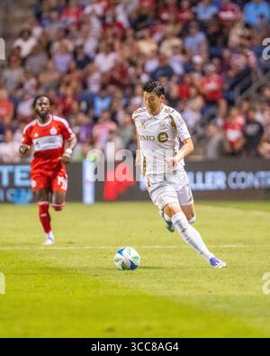 Los Angeles FC players Son Heung-Min (7) and Mark Delgado (8) line up ...