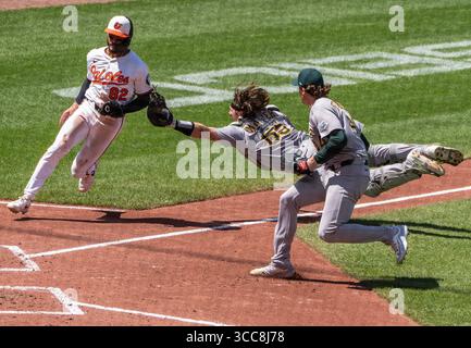 Baltimore Orioles' Jeremiah Jackson (82) takes a swing during the ...