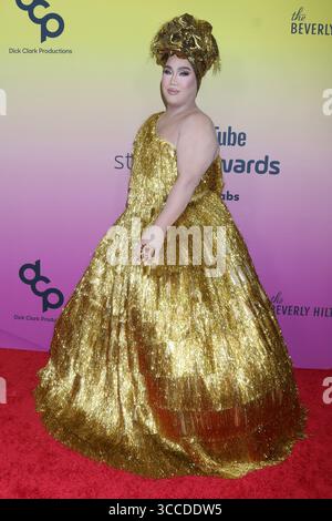 December 31, 2000, Beverly Hills, CA, USA: LOS ANGELES - DEC 4 ...