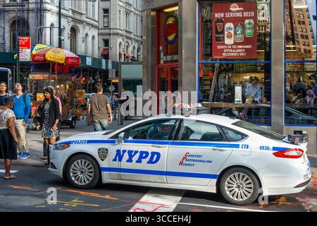 police car, nypd, police cars, nypds Stock Photo - Alamy