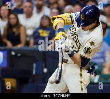 Milwaukee Brewers designated hitter Christian Yelich runs to second ...