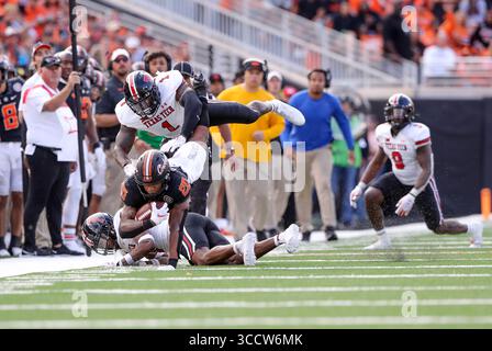 Texas Tech linebacker Krishon Merriweather (1) is seen during an NCAA ...