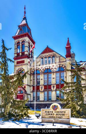 Exterior of Perth County Courthouse / Superior Court of Ontario, Crown ...