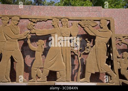 Monument of Courage by Dmitriy Ryabichev, 1976, Tashkent, Uzbekistan ...