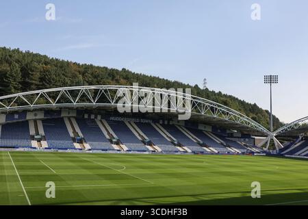 A general view of The Accu Stadium during the Betfred Super League ...
