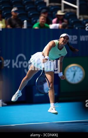 Sorana Cîrstea of Romania during day 3 of the 2025 US Open Tennis ...