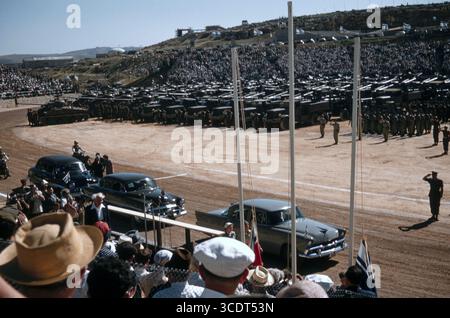 Israel Defence Forces (IDF) medium Tank M4A1 M4A4 Sherman / M50 Super ...