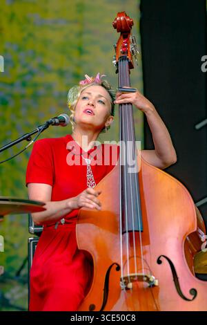 Jasmine Colette, Blue Moon Marquee Stock Photo - Alamy