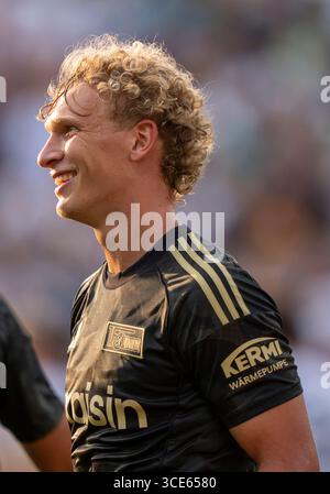 Tom Rothe (1. FC Union Berlin, #15) GER, SV Werder Bremen vs. 1. FC ...