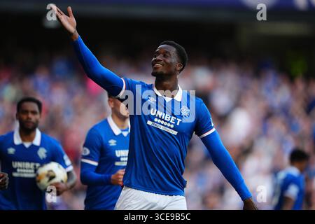Rangers' Emmanuel Fernandez celebrates scoring their side's first goal ...