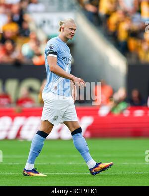 Erling Haaland of Manchester City in the pregame warmup session during ...