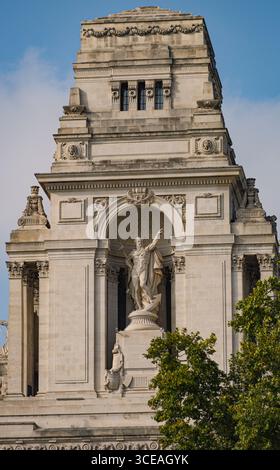 10 Trinity Square built in Beaux Arts style a white former HQ of Port ...
