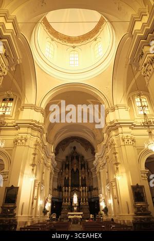 san michele arcangelo main church, arcene, italy Stock Photo - Alamy