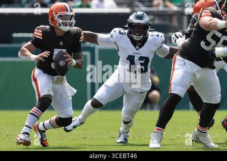 Philadelphia Eagles linebacker Azeez Ojulari (13) lays a hard hit on ...