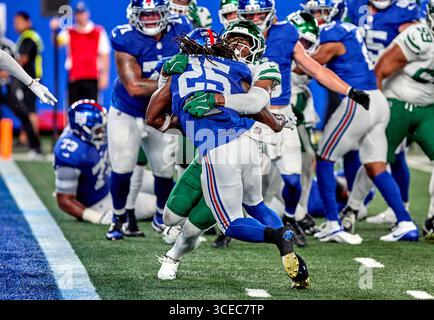 New York Giants cornerback Jarrick Bernard-Converse (35) pursues a play ...