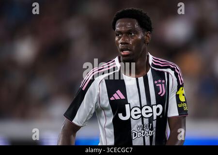 Jonathan David of Juventus FC looks on during UEFA Champions League ...