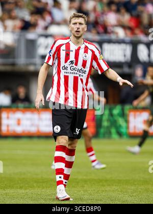 Rotterdam - Tobias Lauritsen of Sparta Rotterdam during the quarter ...