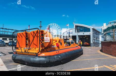 Hovercraft at Southend Lifeboat Station. RNLI Stock Photo - Alamy