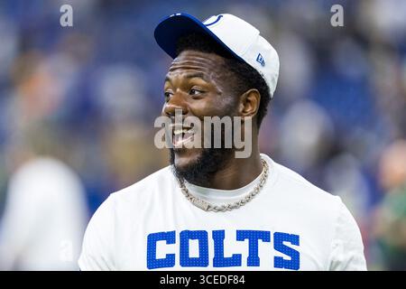 Indianapolis Colts linebacker Zaire Franklin (44) defends during an NFL ...