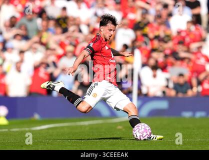 Manchester United's Mason Mount in action during the Premier League ...