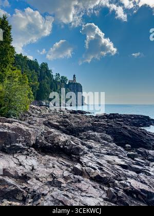 Vertical shot of the Split Rock Lighthouse on Lake Superior in ...