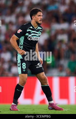 Pablo Fornals of Real Betis during the La Liga EA Sports match between Real Betis and Athletic ...