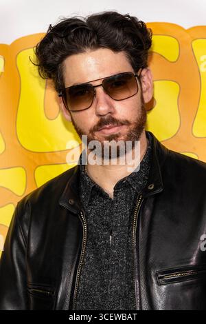 HUGH PEEPLE Guitarist Morgan Day attends HUGH PEEPLE live performance ...