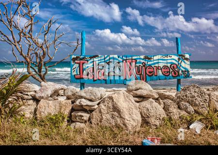 Isla mujeres, mexico 20 august 2025: street vendor selling churros in ...