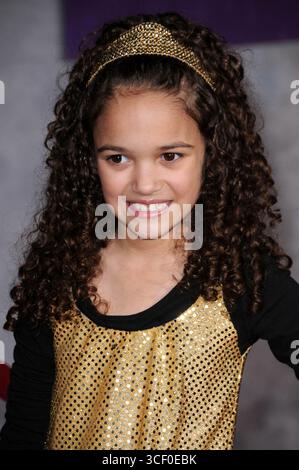 Madison Pettis at the Disney premiere of "Hannah Montana & Miley Cyrus ...