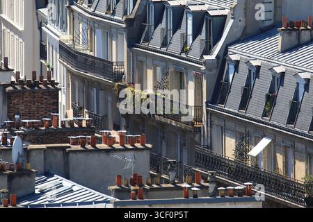 Expensive housing in Paris (France Stock Photo - Alamy