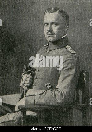 military, German officer (first lieutenant), portrait, by court ...