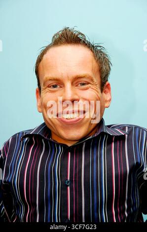 Warwick Davis who played Wicket the Ewok in "Return Of The Jedi", Dave ...
