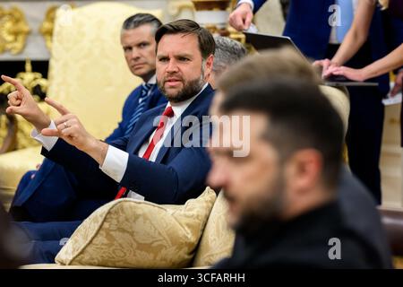 President Donald Trump meets with the President of the European ...