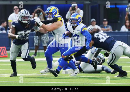 Los Angeles Rams' Blake Corum in action during an NFL football game in ...
