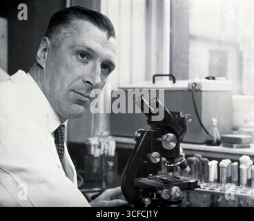 1950s, historical, inside a research science laboratory, a male ...