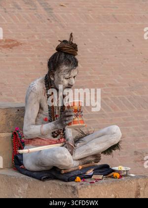 Aghori Sadhu, Portrait, Varanasi, India Stock Photo - Alamy