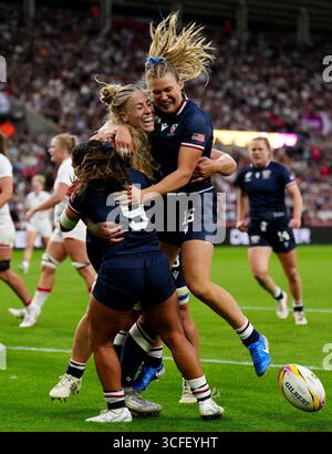 USA's Erica Jarrell-Searcy (centre) celebrates after scoring her sides ...