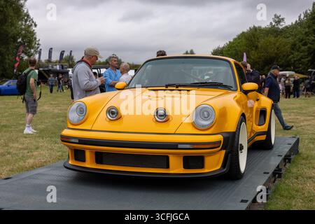 Singer - Porsche 911 Carrera, on display at Megaphonics 2025 Stock ...