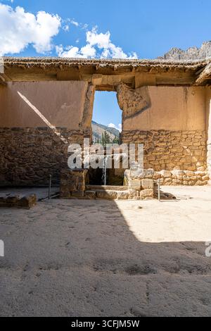 Inca water fountain at Ollantaytambo, Cusco. Ancient hydraulic system ...