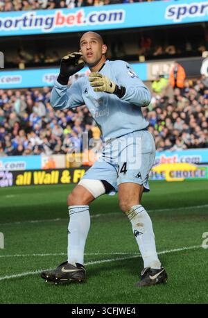 Tim Howard, Everton goalkeeper Stock Photo - Alamy