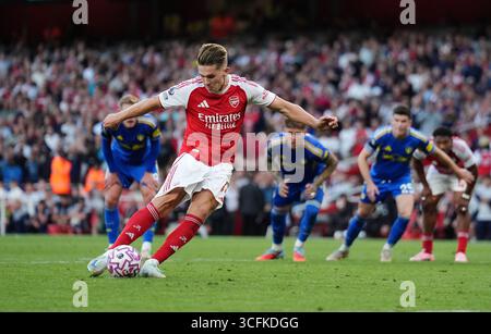 Arsenal's Viktor Gyokeres scores their side's second goal during the ...