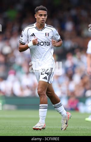 Joshua King of Fulham during the Premier League match between Fulham ...