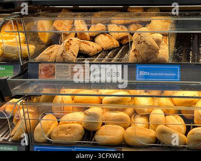 abbs Verschiedene Brot Broetchen Kuchen Croissant Toastbrot Toast Aldi ...